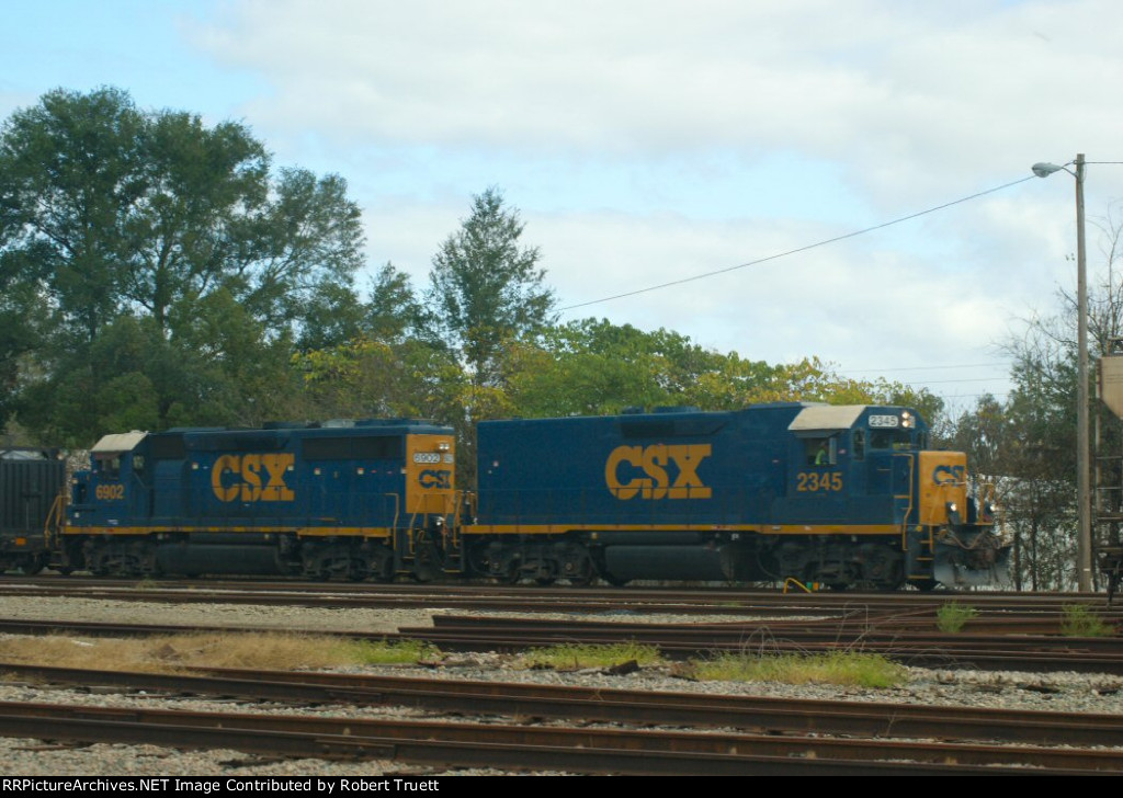 Mother and Slug Set CSX 6902 and 2345on Rail Train at Wildwood FL
